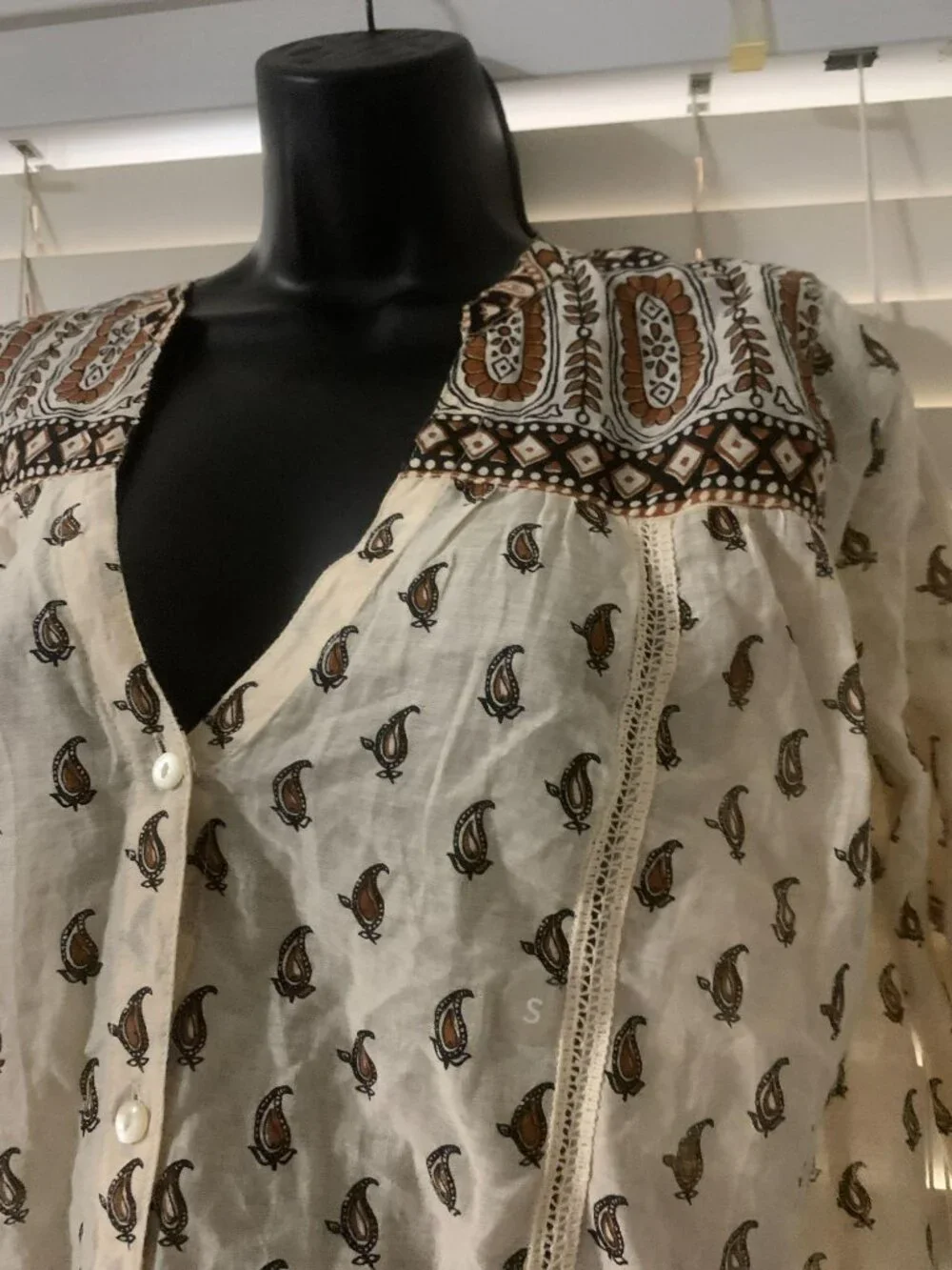 Billabong | Tops | Billabong Bohostyle Buttondown Paisley Print Cotton ...